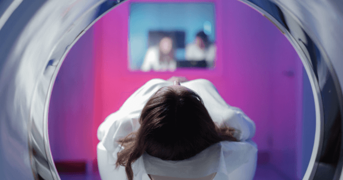 MRA vs. MRI: What Are the Differences and Uses? | AdventHealth University